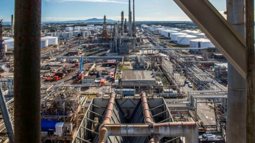 Viva Energy takes $30m lifeline offer for Geelong oil refinery - Servopro